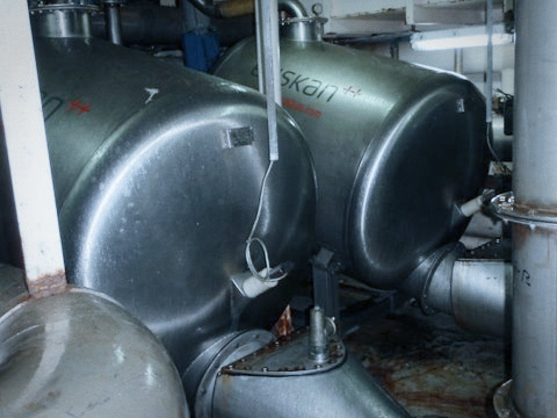 EUSKAN VS2000 double tank with triple power unit | PETUR LARSEN